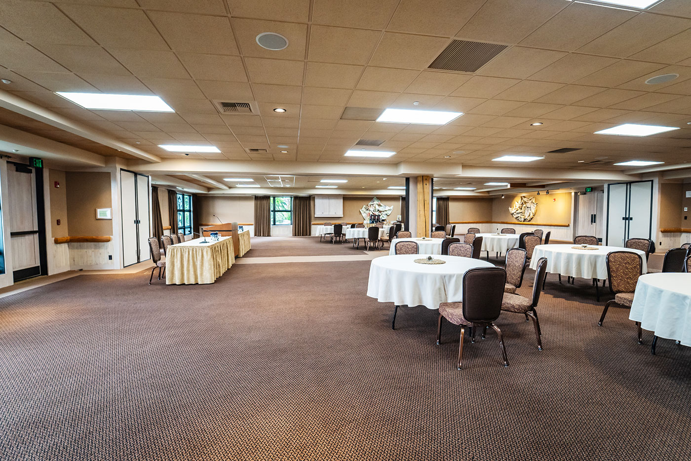 Pasayten Room for Meetings/Groups - Sun Mountain Lodge