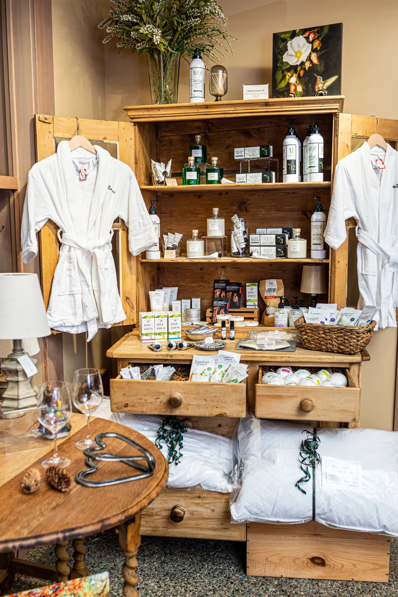 The Gift Shop | at Sun Mountain Lodge - Sun Mountain Lodge